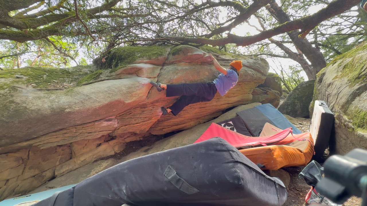 International Female v7 - Indian Cracks, Indian Rock Bouldering - Watch ...