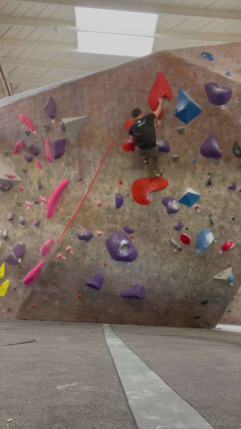Orange Circuit v5 - Bridges Rock Gym Bouldering - Watch Beta Videos