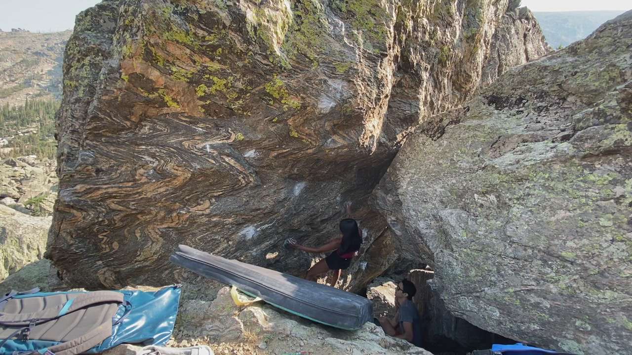 Shameless Pinch v6 - Upper Chaos, Rocky Mountain National Park ...