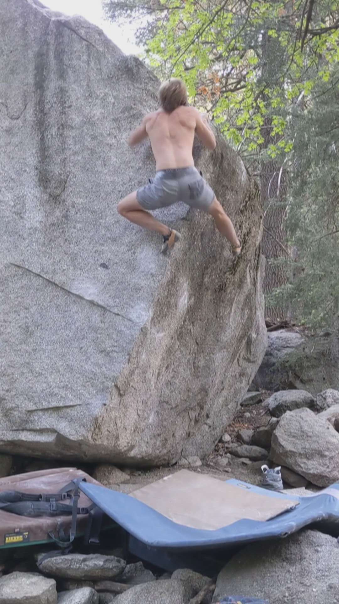 The Buzz v7 - Riverside, Little Cottonwood Canyon Bouldering - Watch ...
