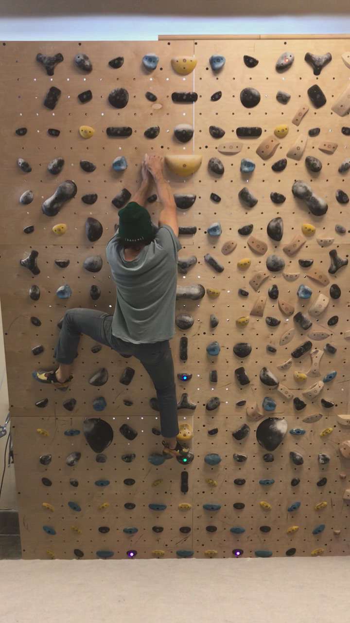 Lurch v4 - Grasshopper Board Bouldering - Watch Beta Videos