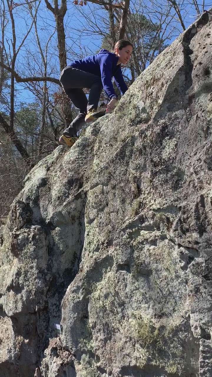 Tree Bugger v3 - Lower, Hospital Boulders Bouldering - Watch Beta Videos