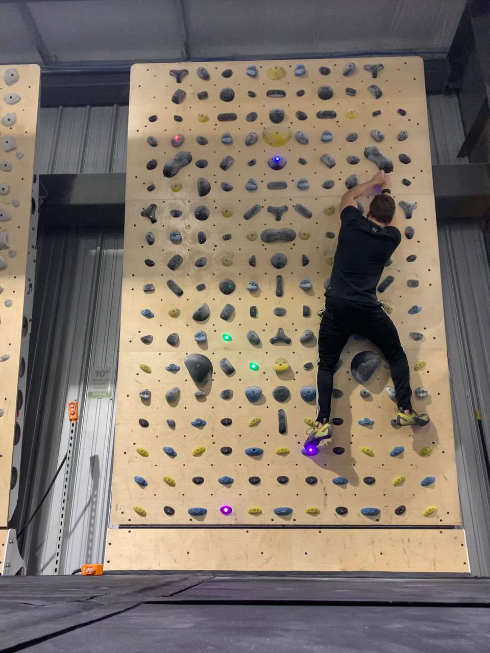 the littles, Grasshopper Board - KAYA | The Climber's App