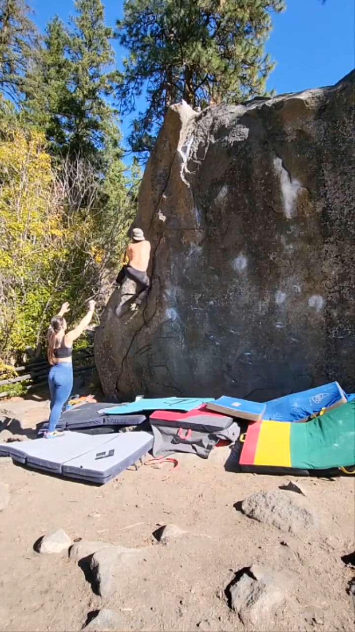 Slab Sheriff v3 - Icicle Canyon, Leavenworth Bouldering - Watch Beta Videos