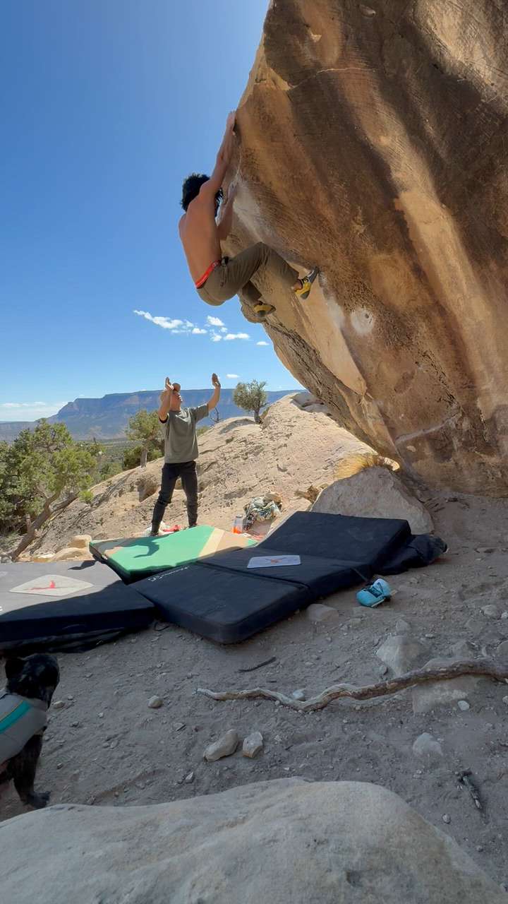 Pocket Rocket v6 - New Joe's, Joe's Valley Bouldering - Watch Beta Videos
