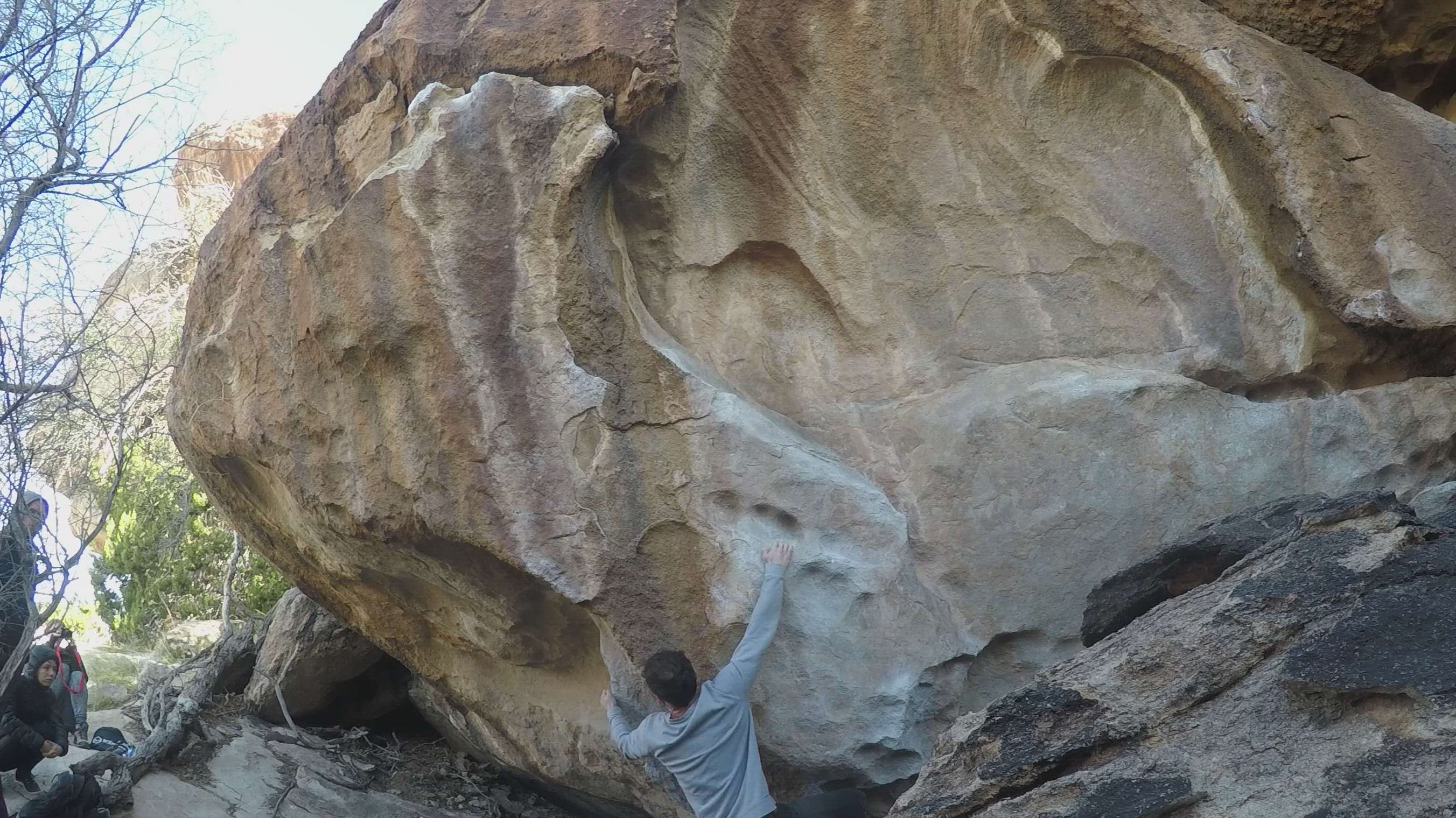 That Hi Pro Glow v6 - East Spur, Hueco Tanks Bouldering - Watch Beta Videos