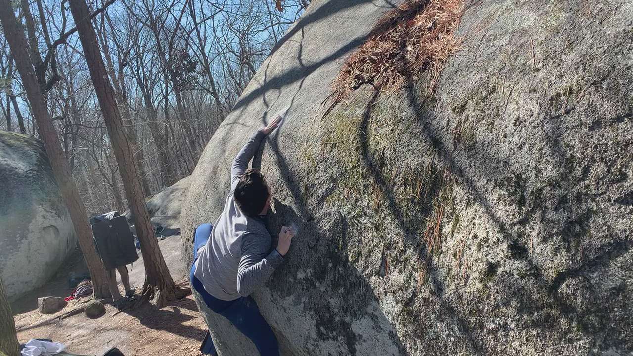 The Rail v9 - Half Pipe, Boat Rock Bouldering - Watch Beta Videos