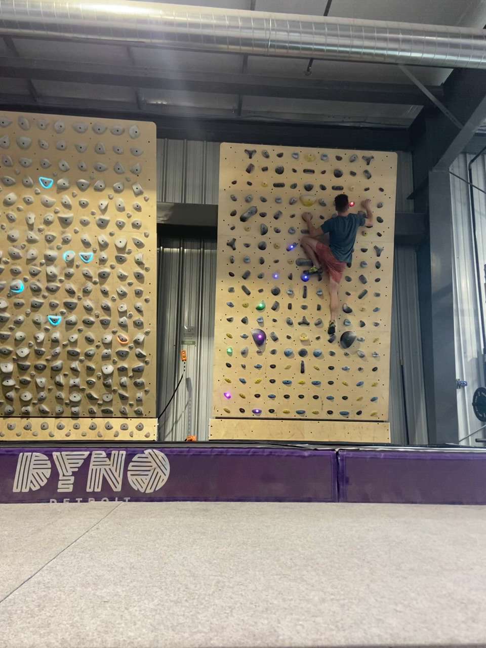 Lean v1 - Grasshopper Board Bouldering - Watch Beta Videos