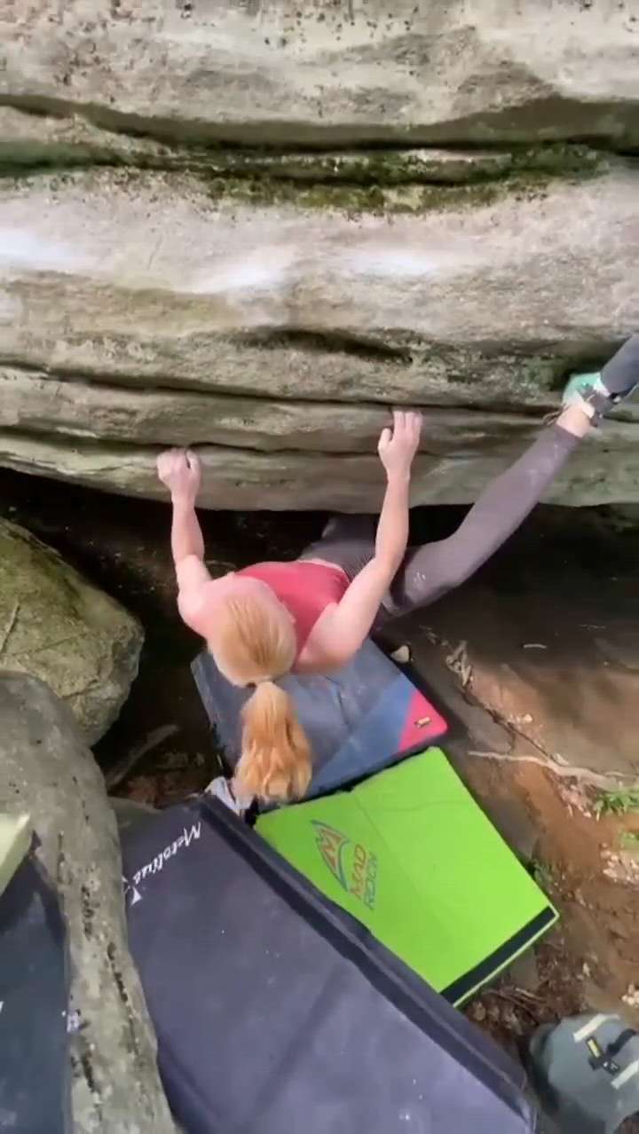 Senderella v8, 221 - KAYA | The Climber's App