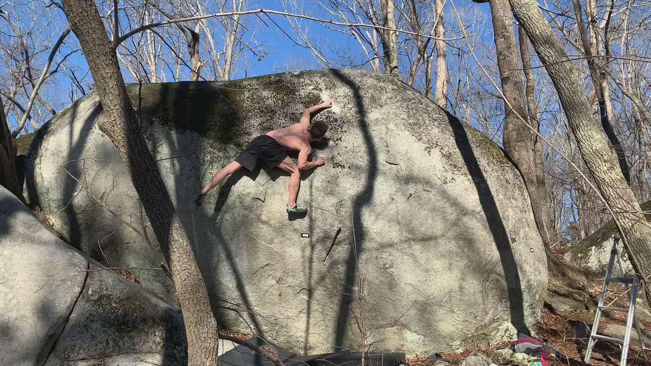 The Rail v9 - Half Pipe, Boat Rock Bouldering - Watch Beta Videos