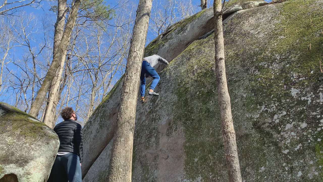 The Rail v9 - Half Pipe, Boat Rock Bouldering - Watch Beta Videos