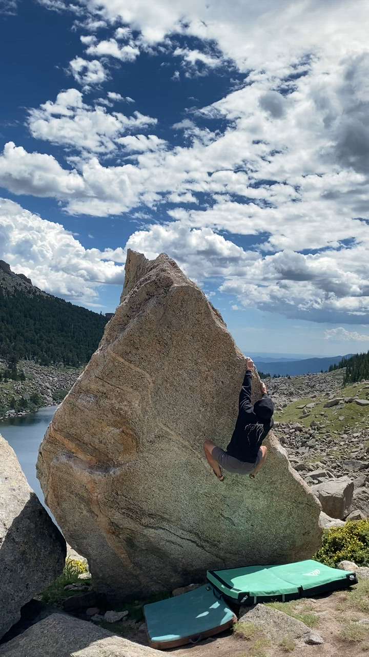 Emancipation Right v1 - Lower Sector, Lincoln Lake Bouldering - Watch ...