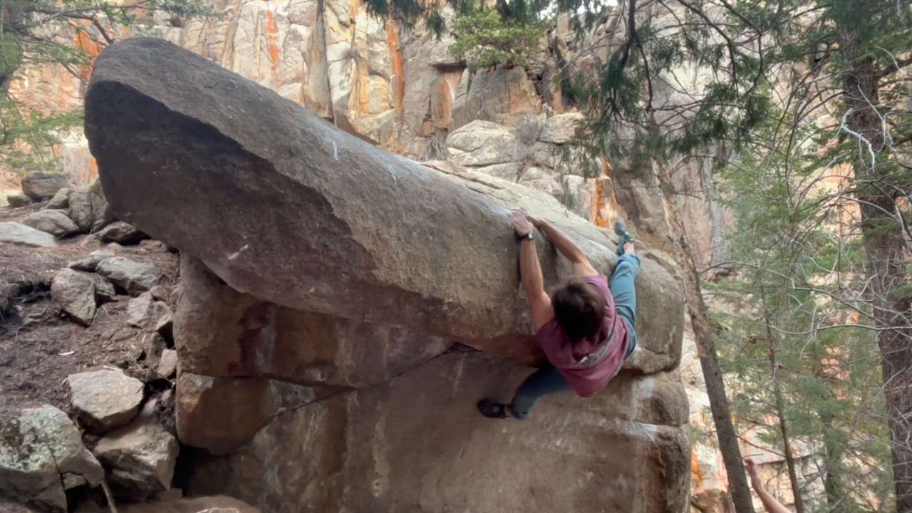 React to Contact v10 - St. Vrain Bouldering - Watch Beta Videos