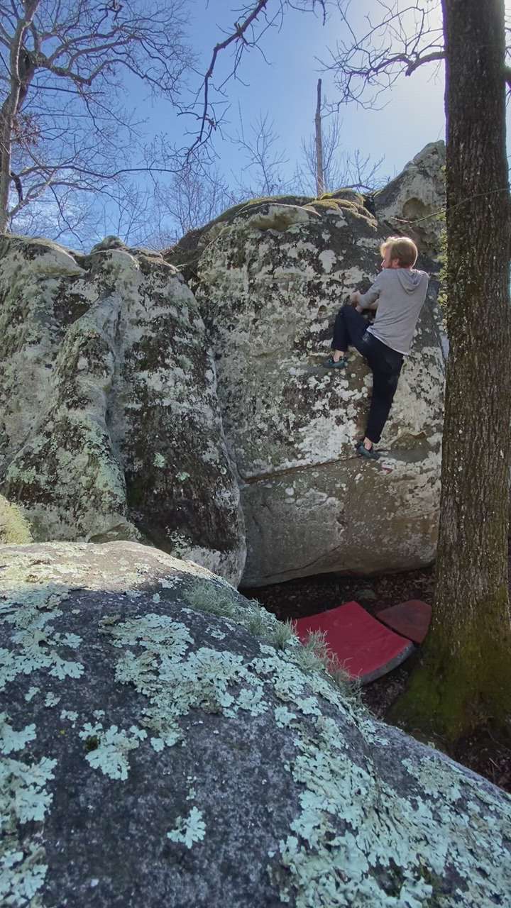 Bathsheba v2 - Barn, Hospital Boulders Bouldering - Watch Beta Videos