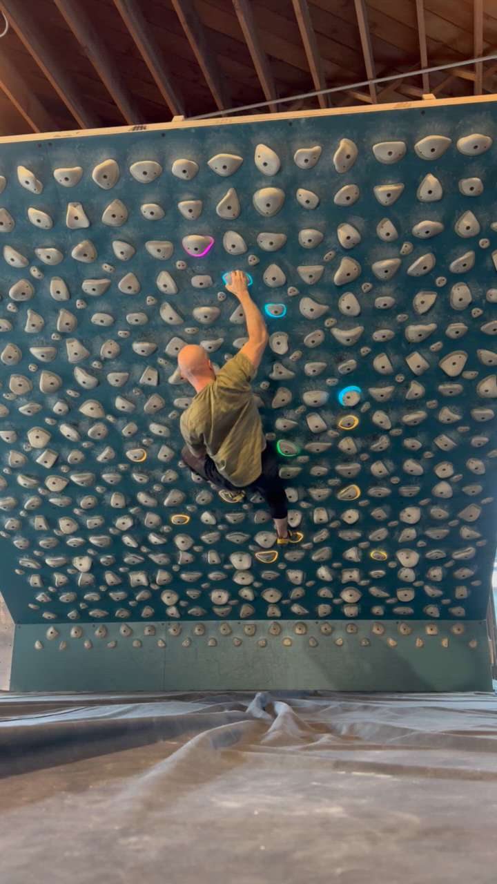 kong v3 - Kilter Board (Original) Bouldering - Watch Beta Videos