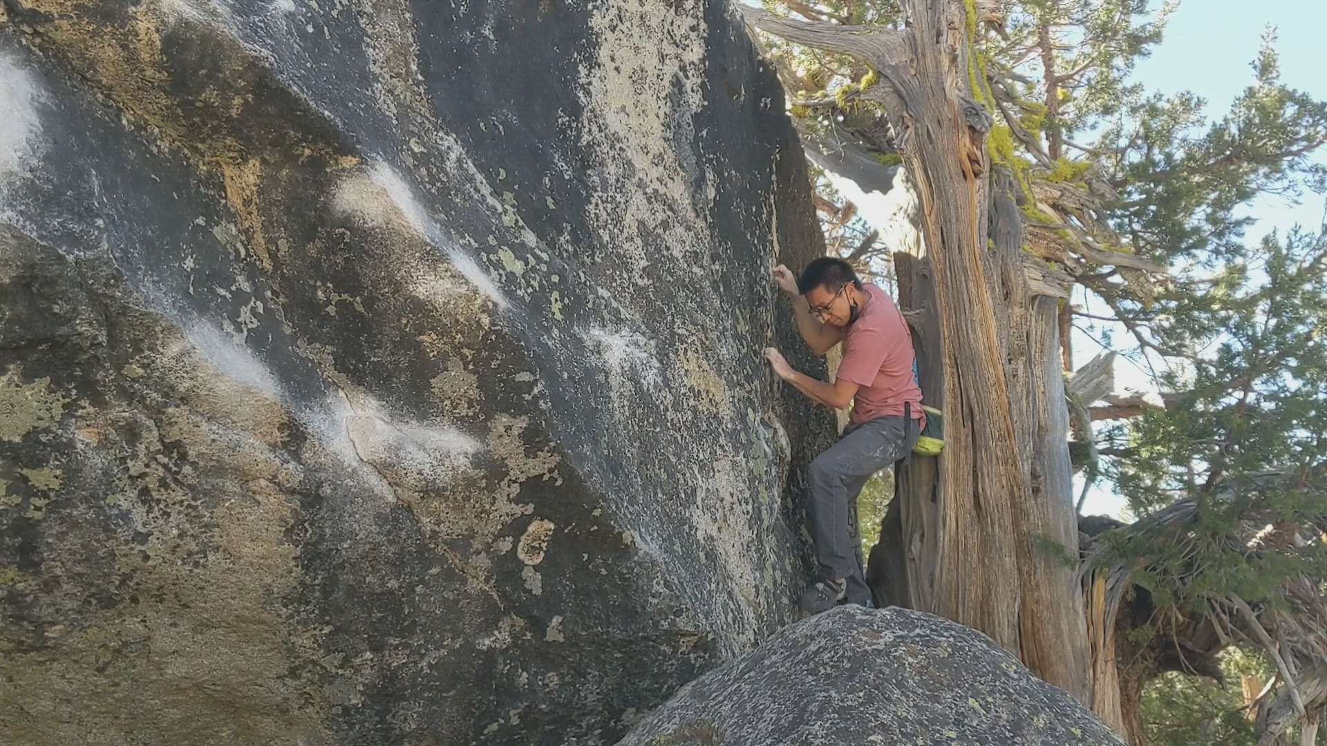 Mama Slab v1 - Woodfords Canyon, Lake Tahoe Bouldering - Watch Beta Videos