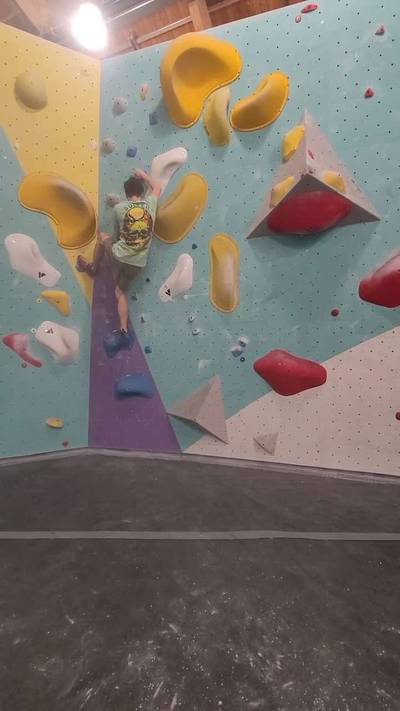 Movement Dallas The Hill - KAYA | The Climber's App