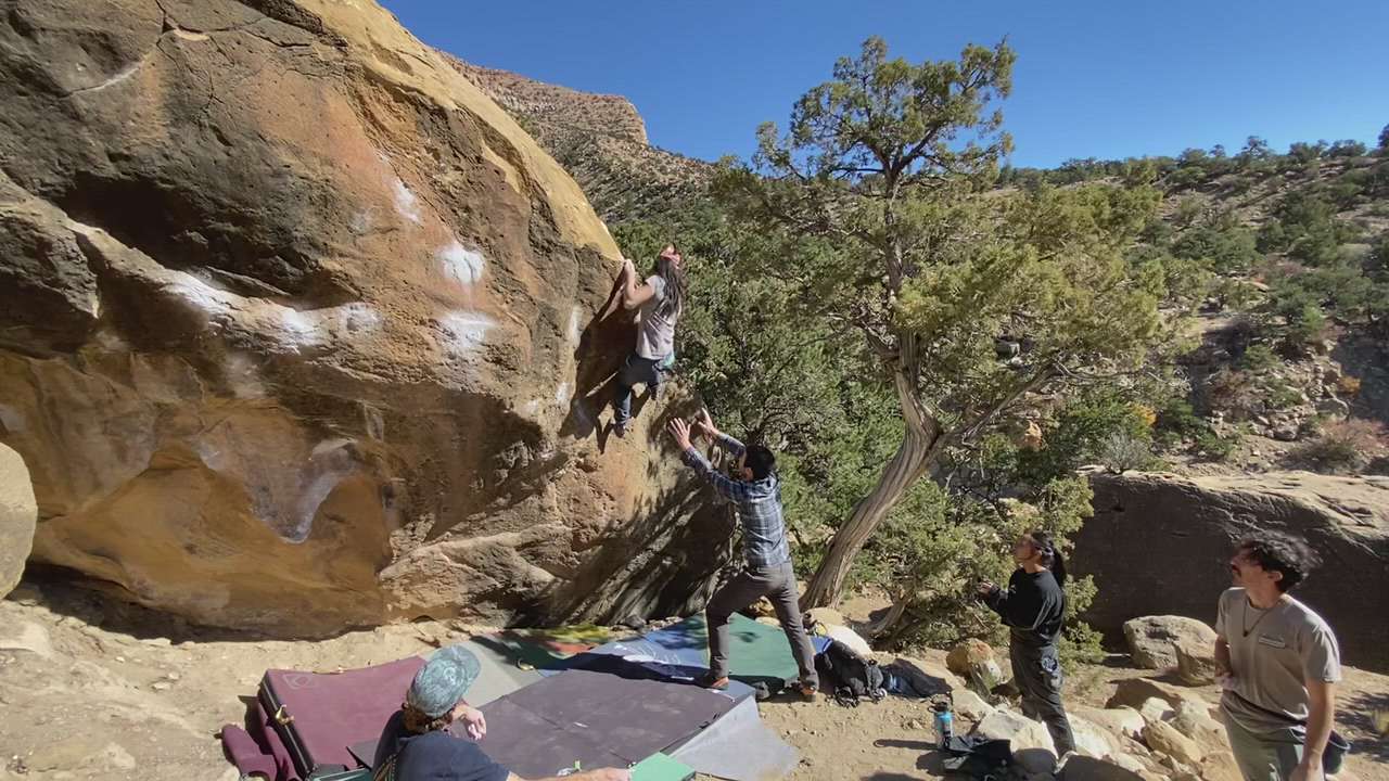 Stumble Bum Traverse v4 - New Joe's, Joe's Valley Bouldering - Watch ...