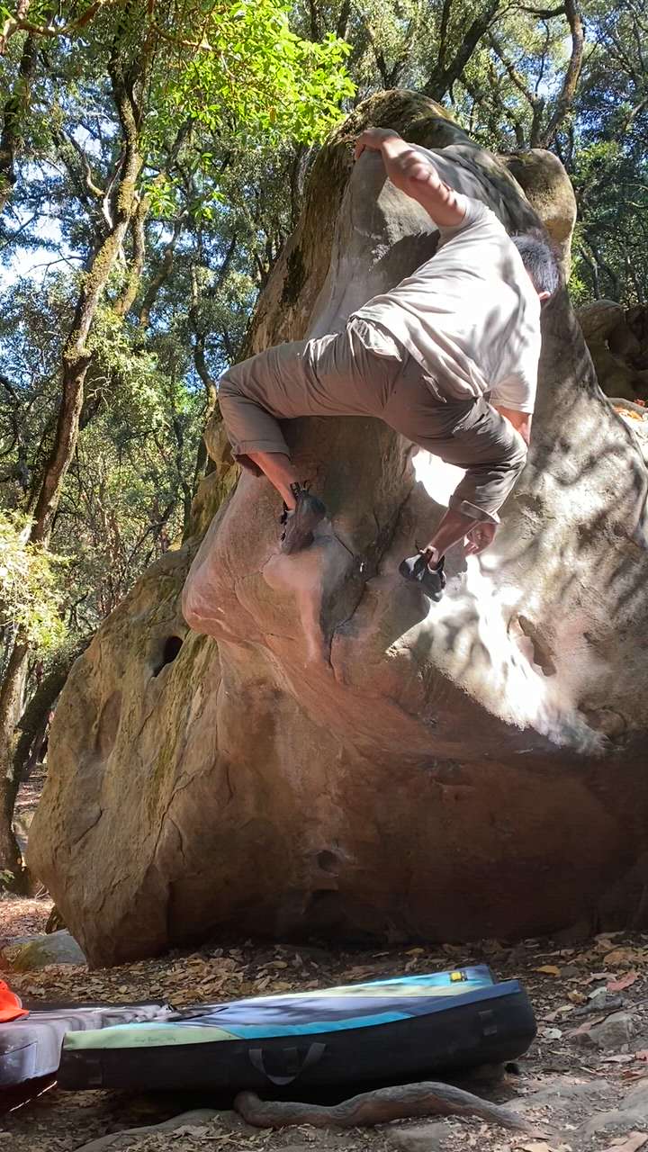Static Reach Low v10 - Indian Cracks, Indian Rock Bouldering - Watch ...