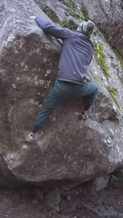 Resurrection v8 - Icicle Canyon, Leavenworth Bouldering - Watch Beta Videos
