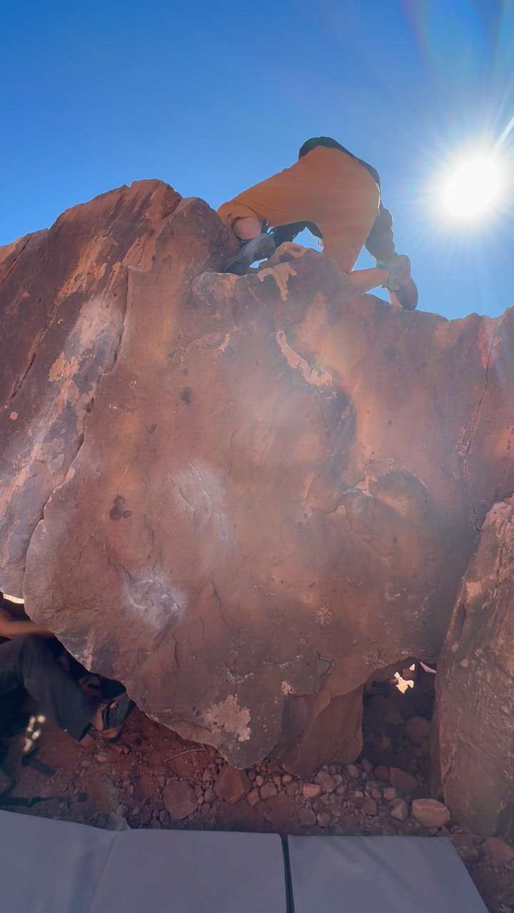 Pink Voltage v5 - Kraft, Red Rock Bouldering - Watch Beta Videos