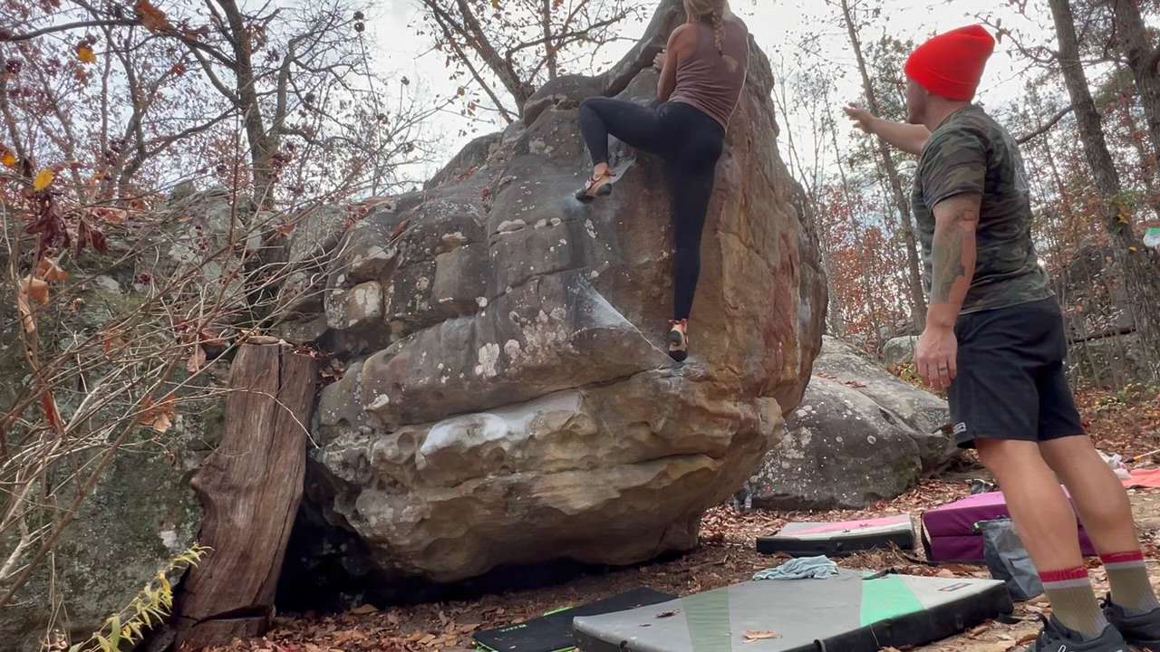 Spirit v3 - Upper HP40, Horse Pens 40 Bouldering - Watch Beta Videos