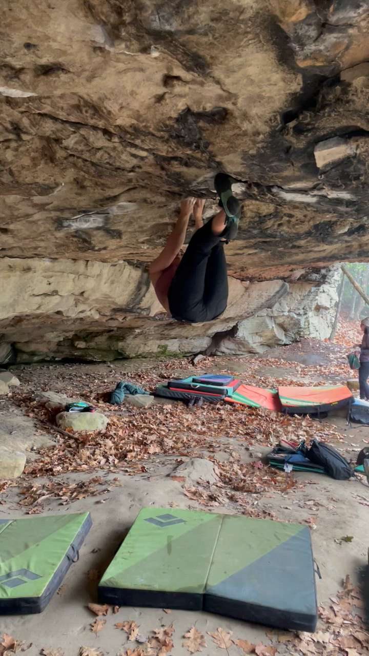 David and Goliath, Left Var. v10 - The Dries, New River Gorge Bouldering - Watch Beta Videos