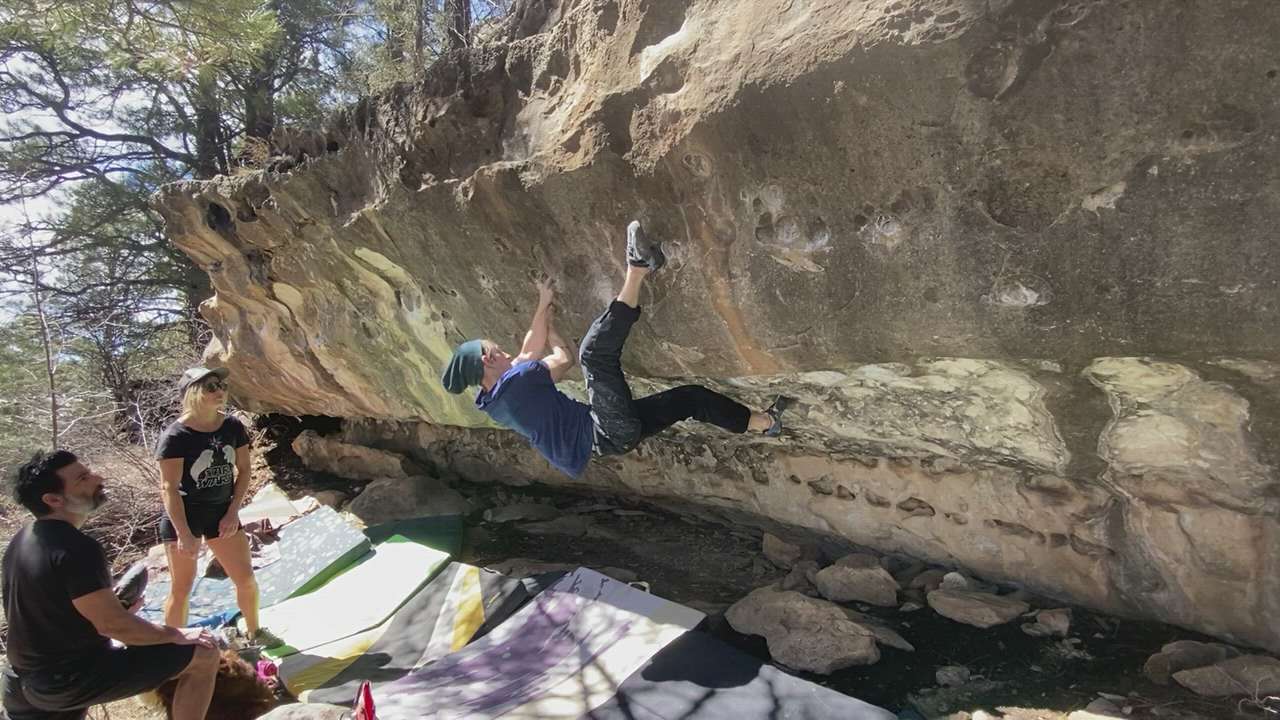 Bread Loaf Direct v5 - Priest Draw Bouldering - Watch Beta Videos