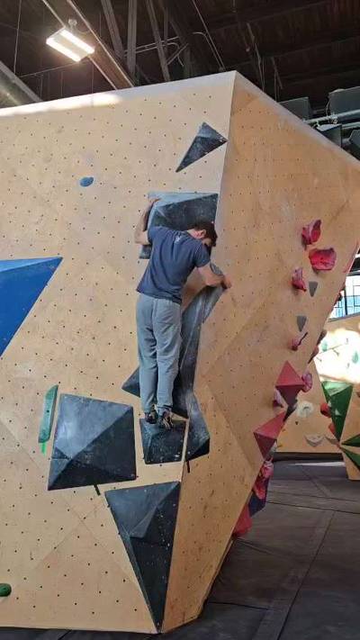 North Mass Boulder - KAYA | The Climber's App