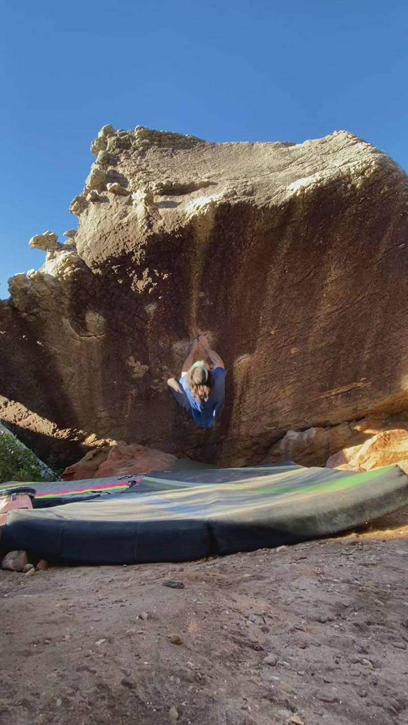 Oral Office v12 - Rocklands Bouldering - Watch Beta Videos