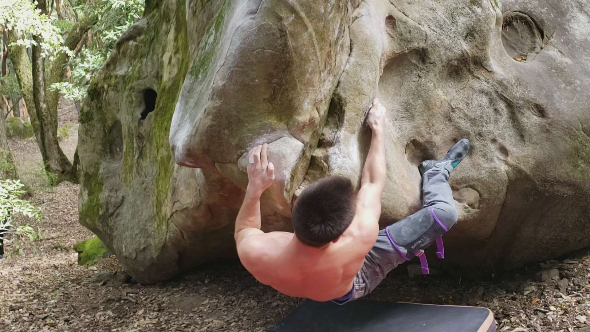 Static Reach Low v10 - Indian Cracks, Indian Rock Bouldering - Watch ...