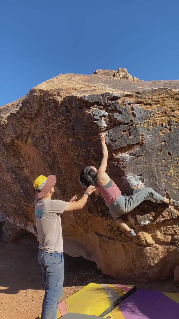 Hollywood Hazmat v4 - South Moe's, Moe's Valley Bouldering - Watch Beta ...