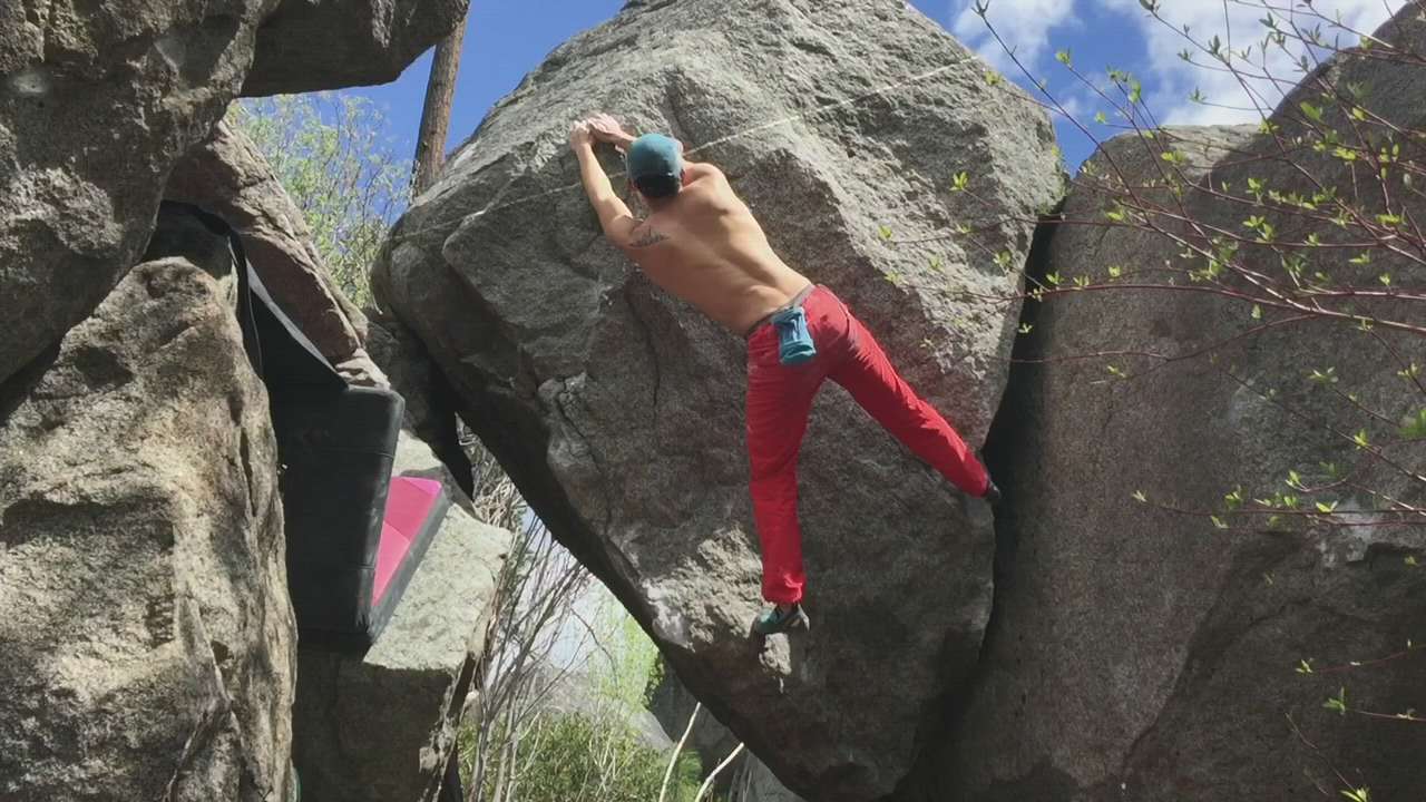 Abstraction v9 - Icicle Canyon, Leavenworth Bouldering - Watch Beta Videos