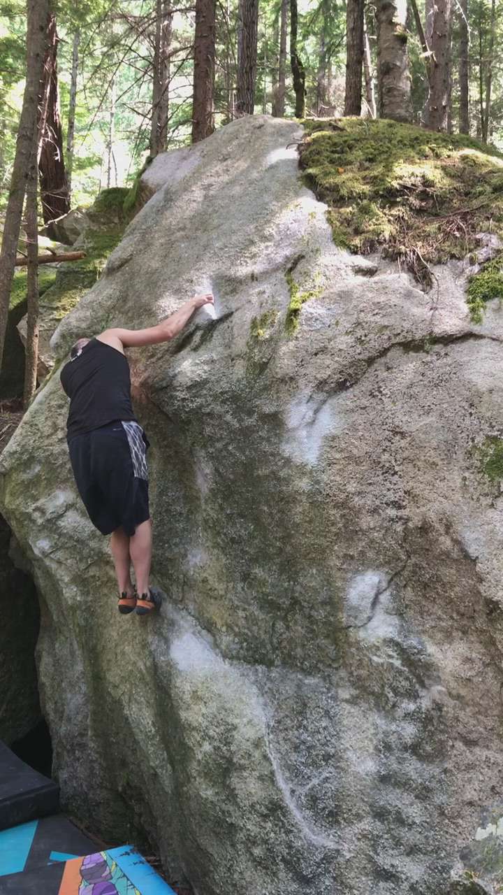 Old and Serious v3 - Grand Wall, Squamish Bouldering - Watch Beta Videos
