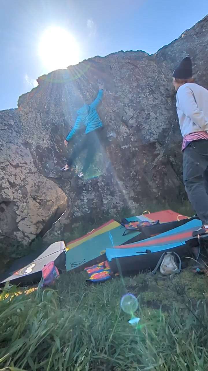 Rock Scar v4 - Sunset Boulders, Goat Rock Bouldering - Watch Beta Videos