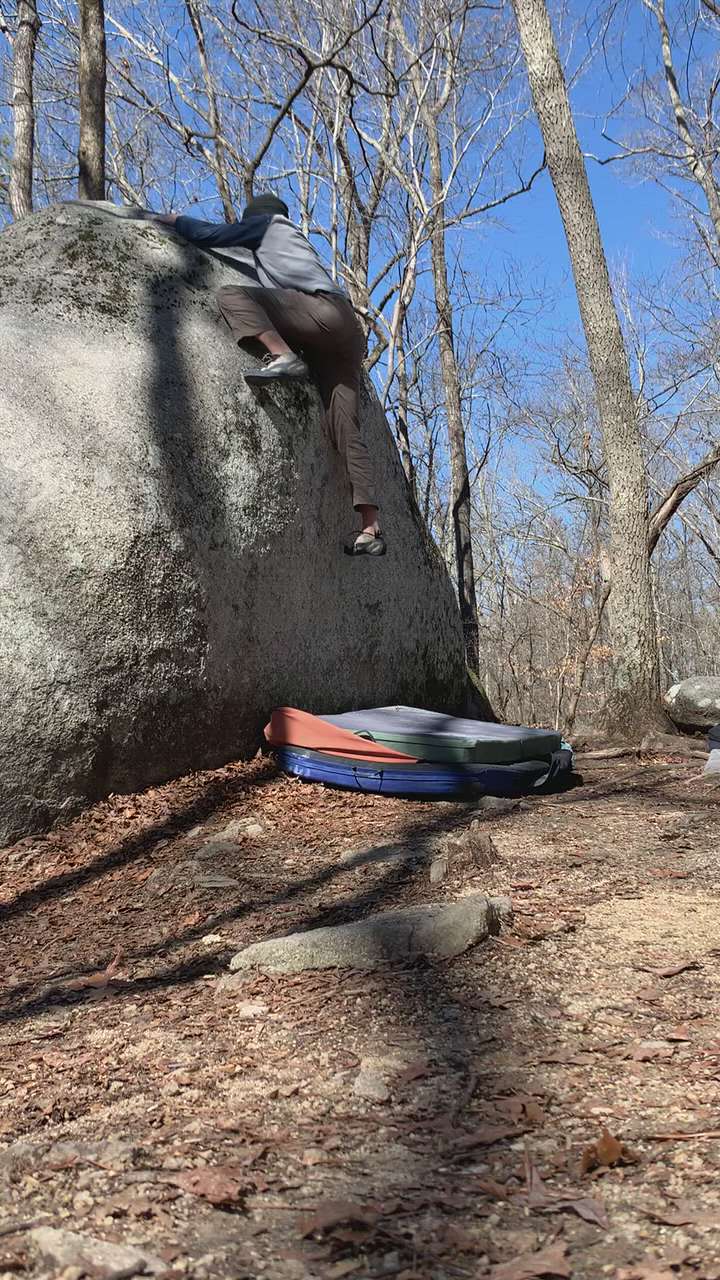 The Rail v9 - Half Pipe, Boat Rock Bouldering - Watch Beta Videos