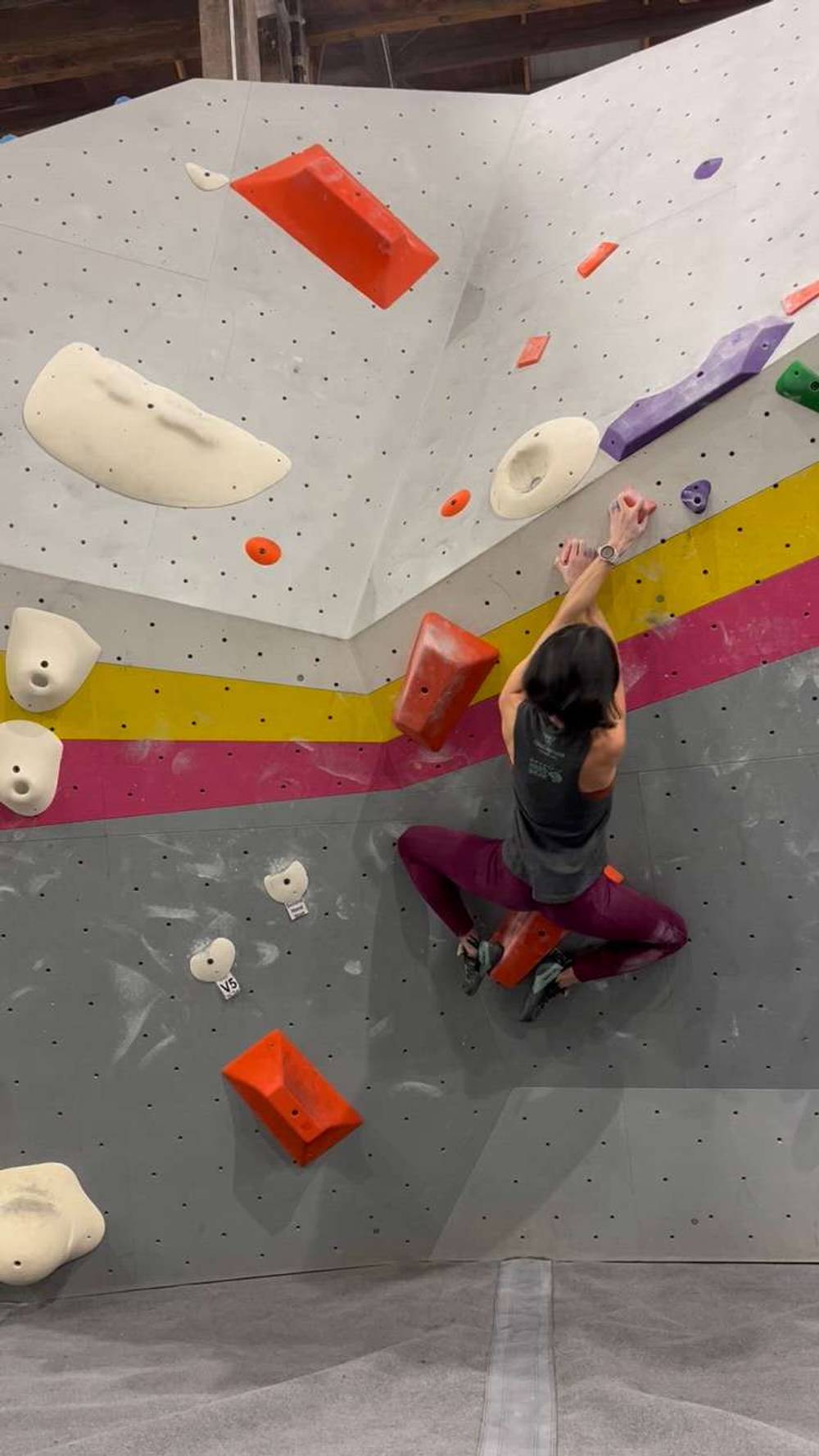 Orange v6 - Touchstone Pacific Pipe Bouldering - Watch Beta Videos