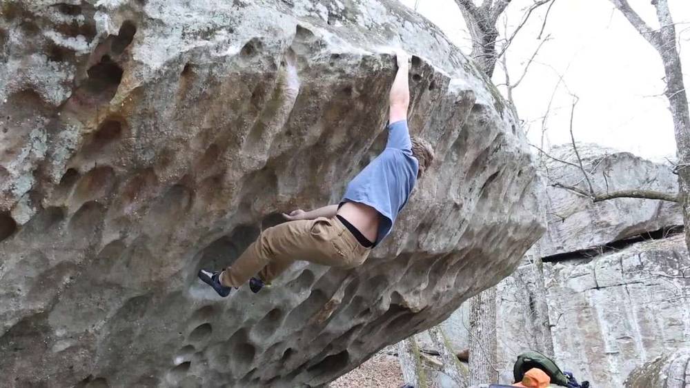 Trepanation Kit Low v7 - Middle, Hospital Boulders Bouldering - Watch ...
