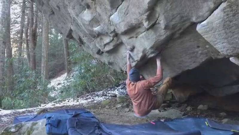Tilted World v13 - Lilly Boulders Bouldering - Watch Beta Videos