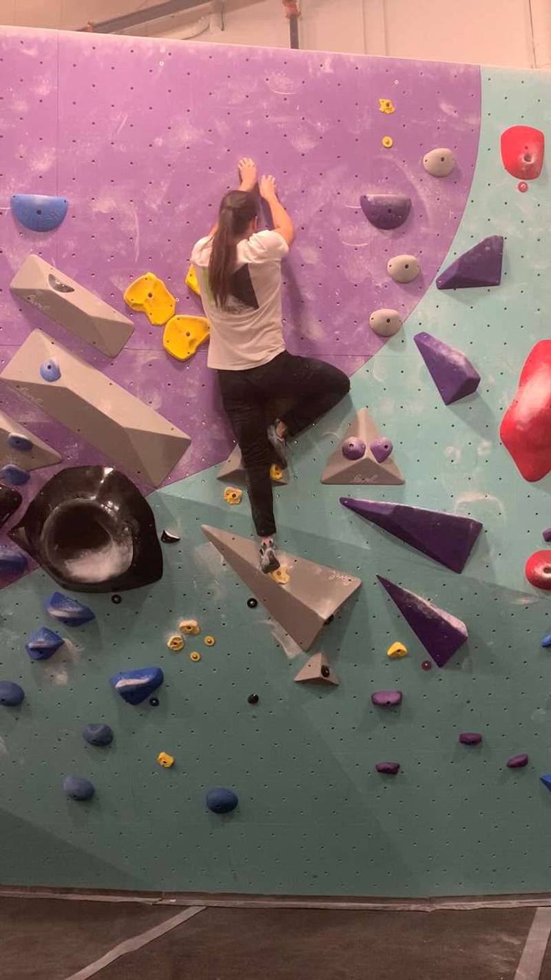 Yellow v5 - Movement Dallas The Hill Bouldering - Watch Beta Videos