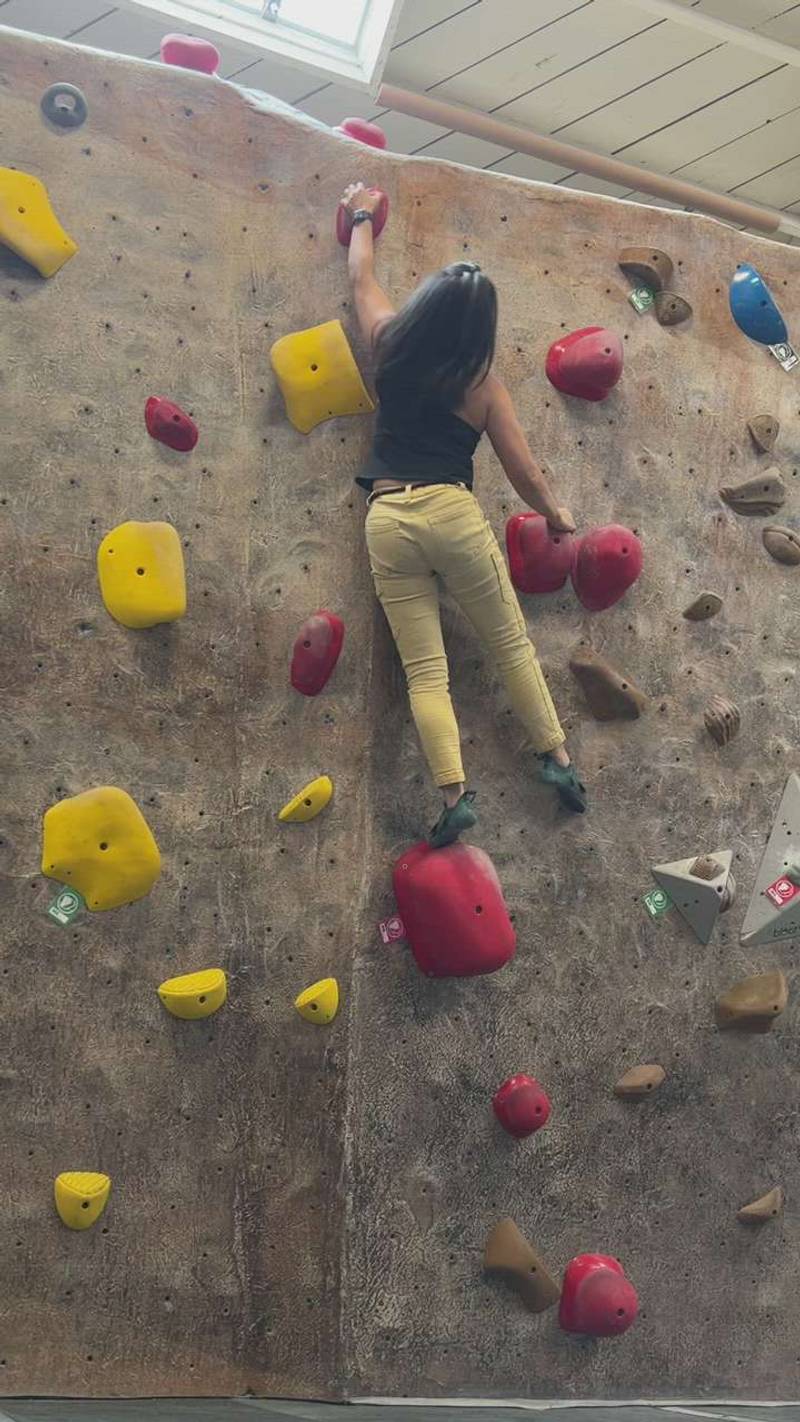 Pink Boulder - Bridges Rock Gym Bouldering - Watch Beta Videos