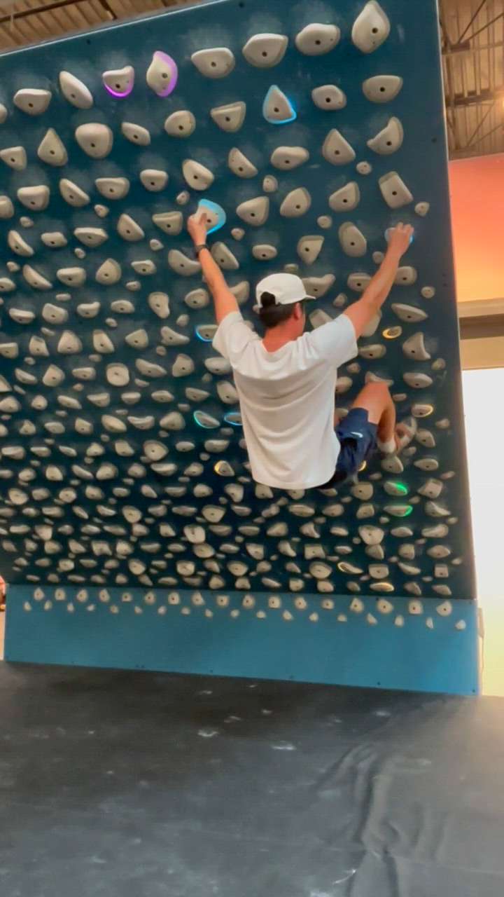 OB/SESSION 2025 #13 v4 - Kilter Board (Original) Bouldering - Watch ...