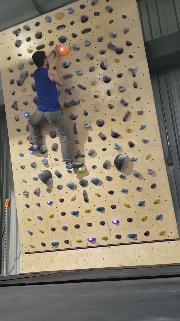 modified brown sugar v2 - Grasshopper Board Bouldering - Watch Beta Videos