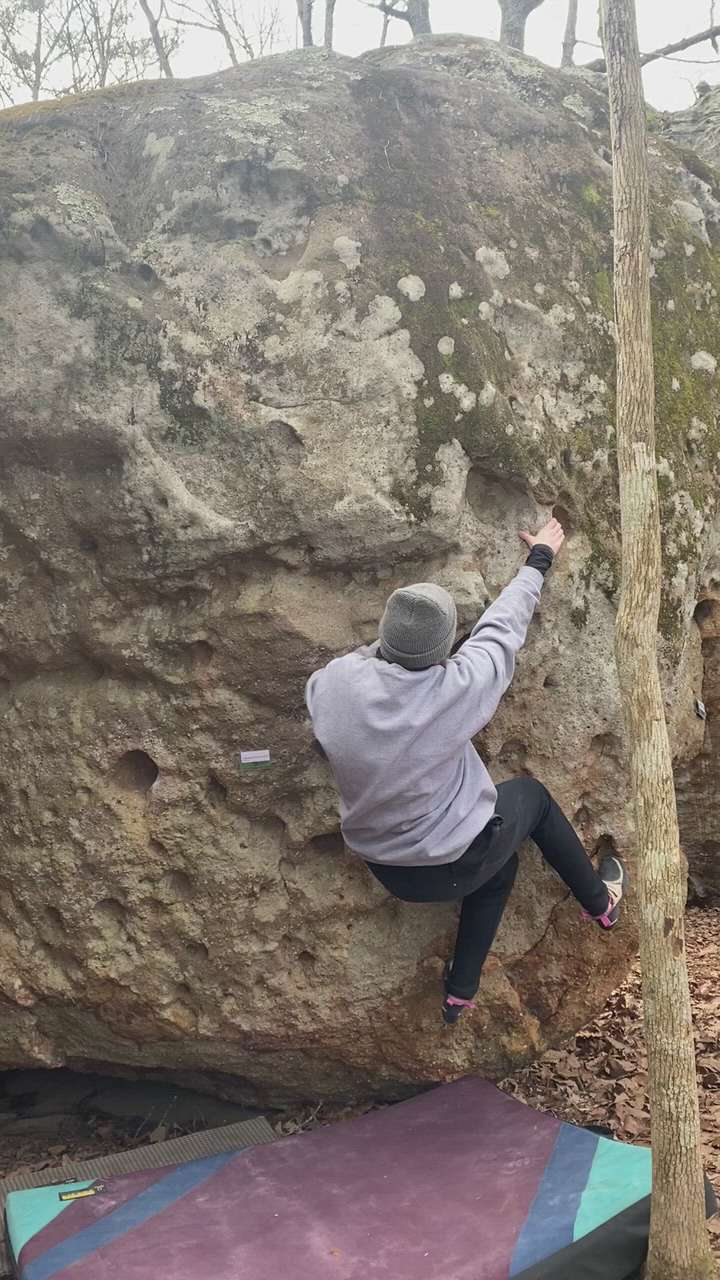 Dejection v3 - Middle, Hospital Boulders Bouldering - Watch Beta Videos