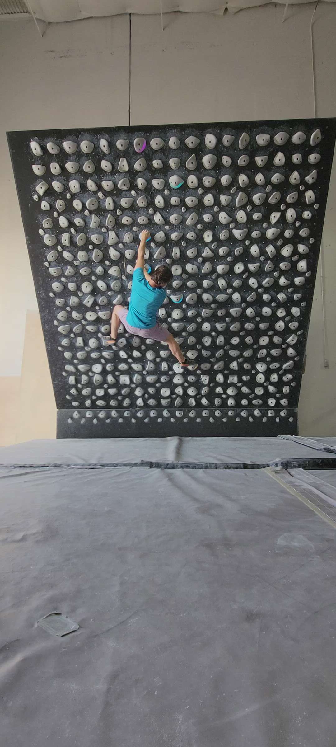 Romeo v2, Kilter Board (Original) - KAYA | The Climber's App