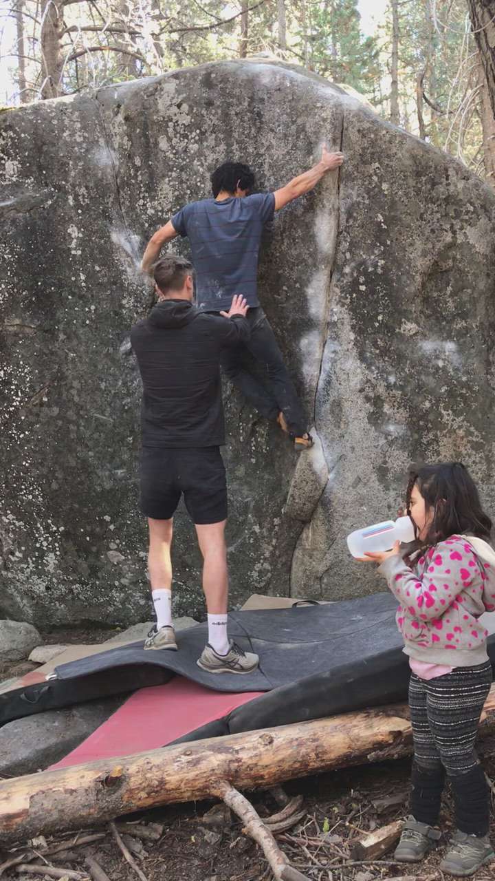 Exploded Diaper Sit v6 - Donner Summit, Lake Tahoe Bouldering - Watch ...