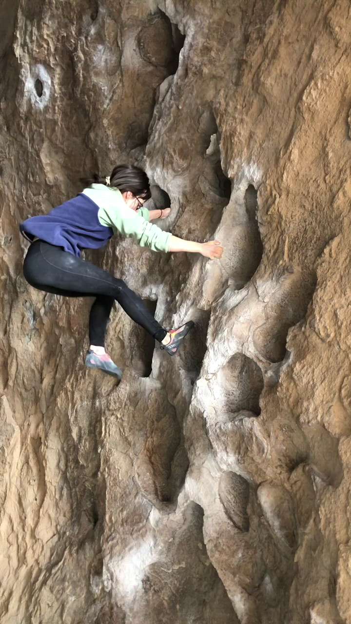 Sleezestack v6 - Hueco Tanks Bouldering - Watch Beta Videos