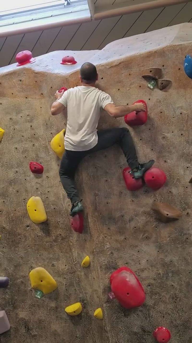Pink Boulder - Bridges Rock Gym Bouldering - Watch Beta Videos
