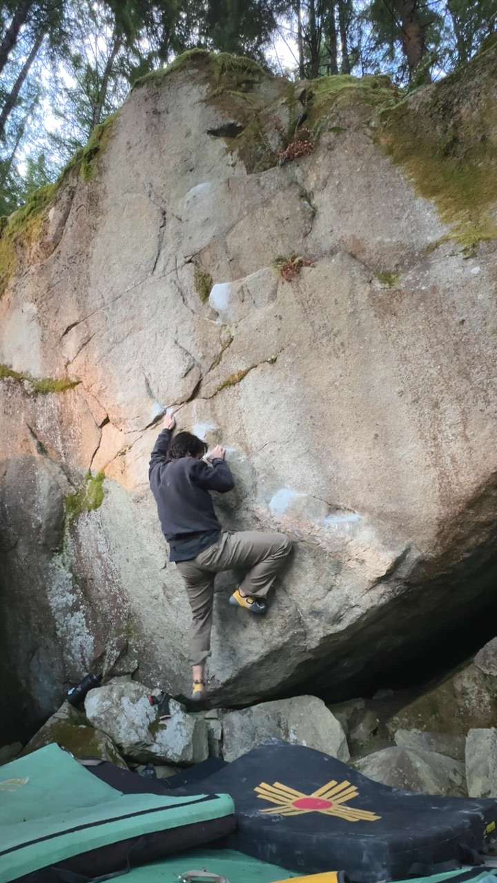 Tom Fern v7 - Upper Gold Bar, Gold Bar Bouldering - Watch Beta Videos