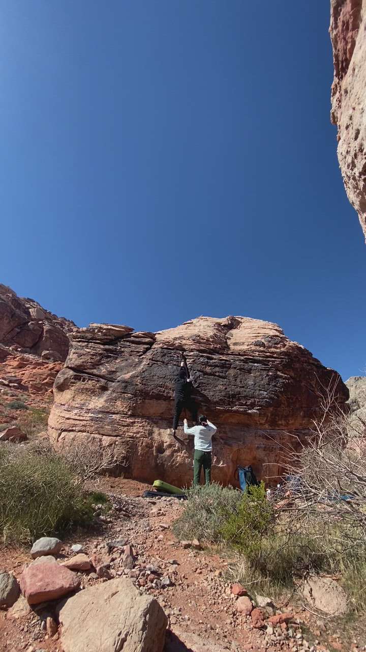 Monkey Crack v1 - Kraft, Red Rock Bouldering - Watch Beta Videos